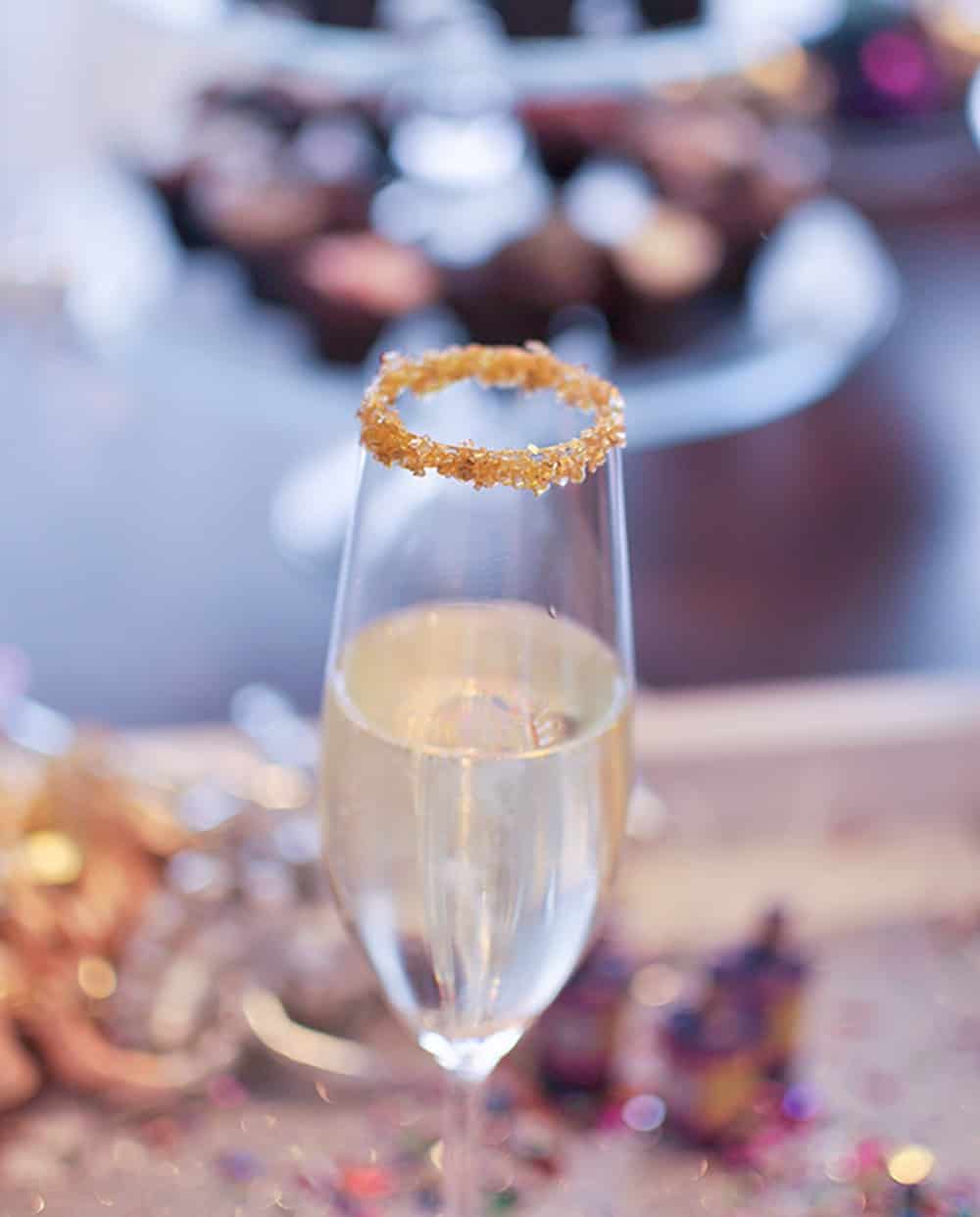 A NYE cocktail glow up with these 15 delicious and easy recipes!