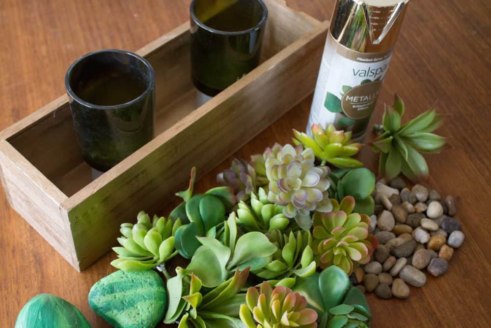 Affordable, cute, and easy DIY succulent centerpiece tutorial