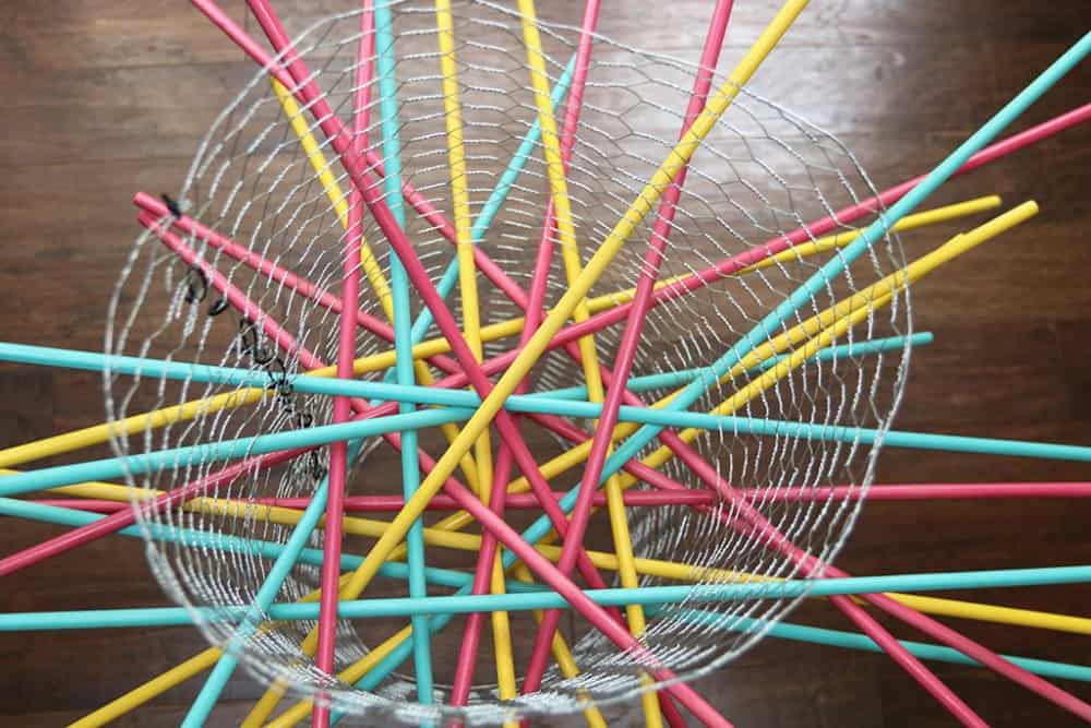 DIY Kerplunk yard game tutorial—perfect for outdoor entertaining!