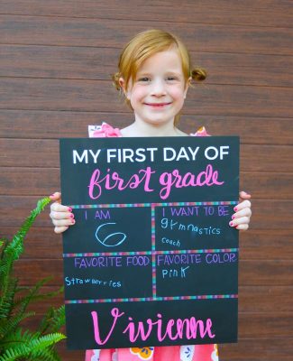 DIY homemade back to school sign and free printable signs