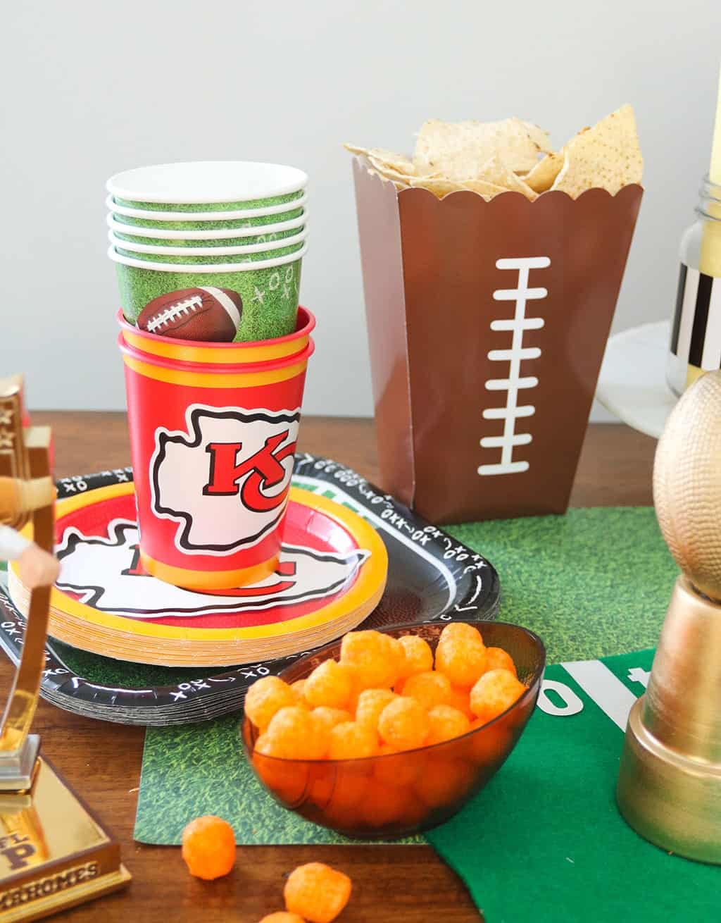 Super Bowl party DIY decor ideas — Let's go Kansas City Chiefs!