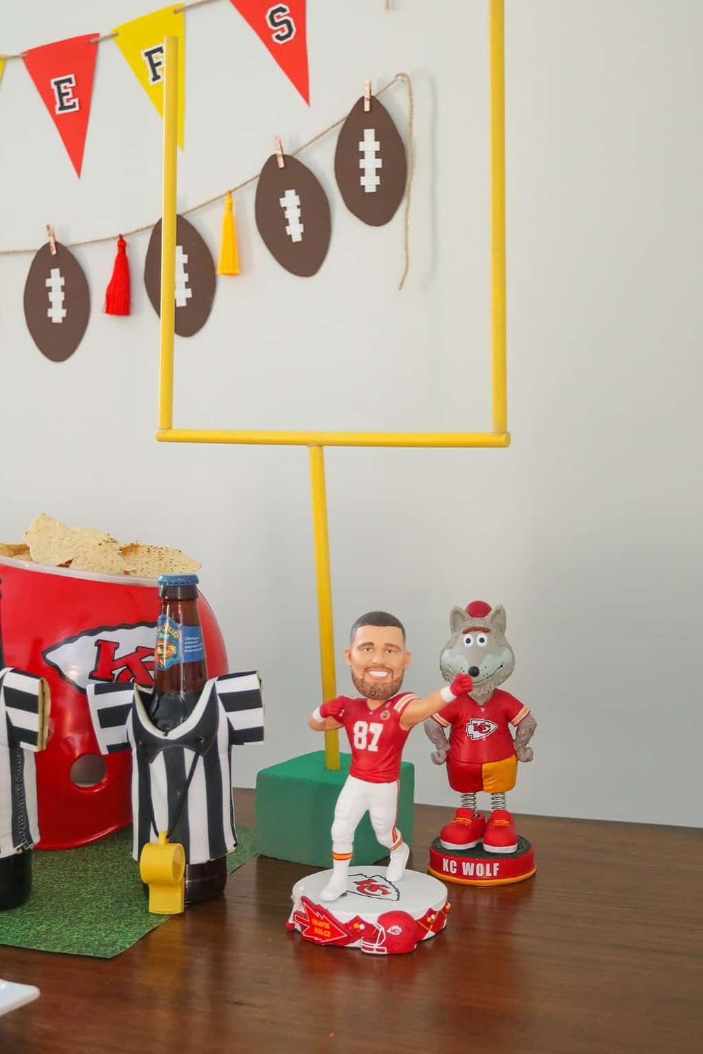 Super Bowl party DIY decor ideas — Let's go Kansas City Chiefs!