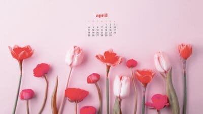 April 2021 calendar wallpapers – 30 FREE & cute design options!