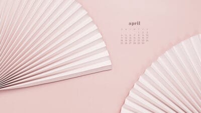 April 2021 calendar wallpapers – 30 FREE & cute design options!