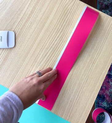 A table top design refresh adds new life to a kid desk in just 10 minutes!