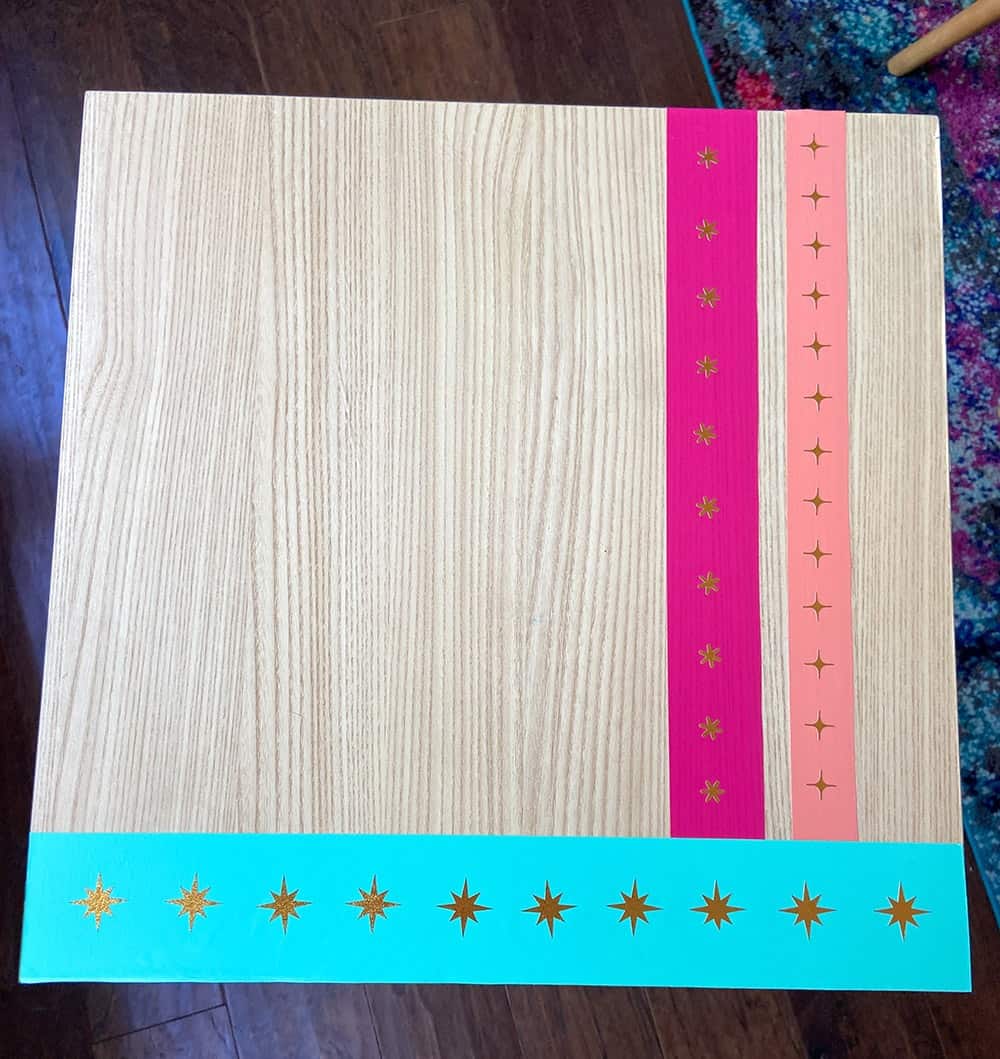 A table top design refresh adds new life to a kid desk in just 10 minutes!