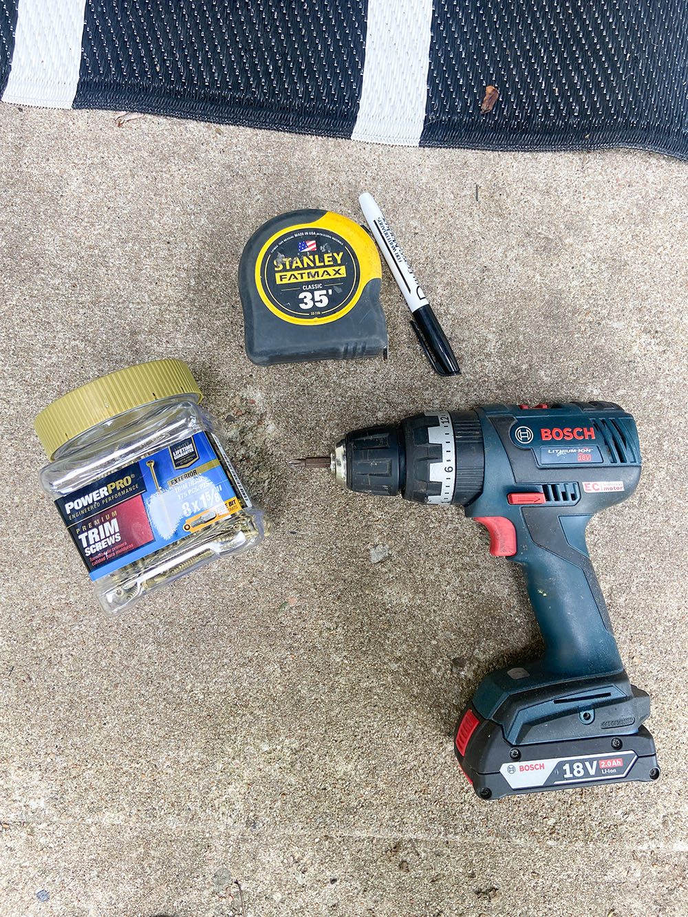 DIY wood cladding modern slat wall adds affordable warmth & curb appeal!