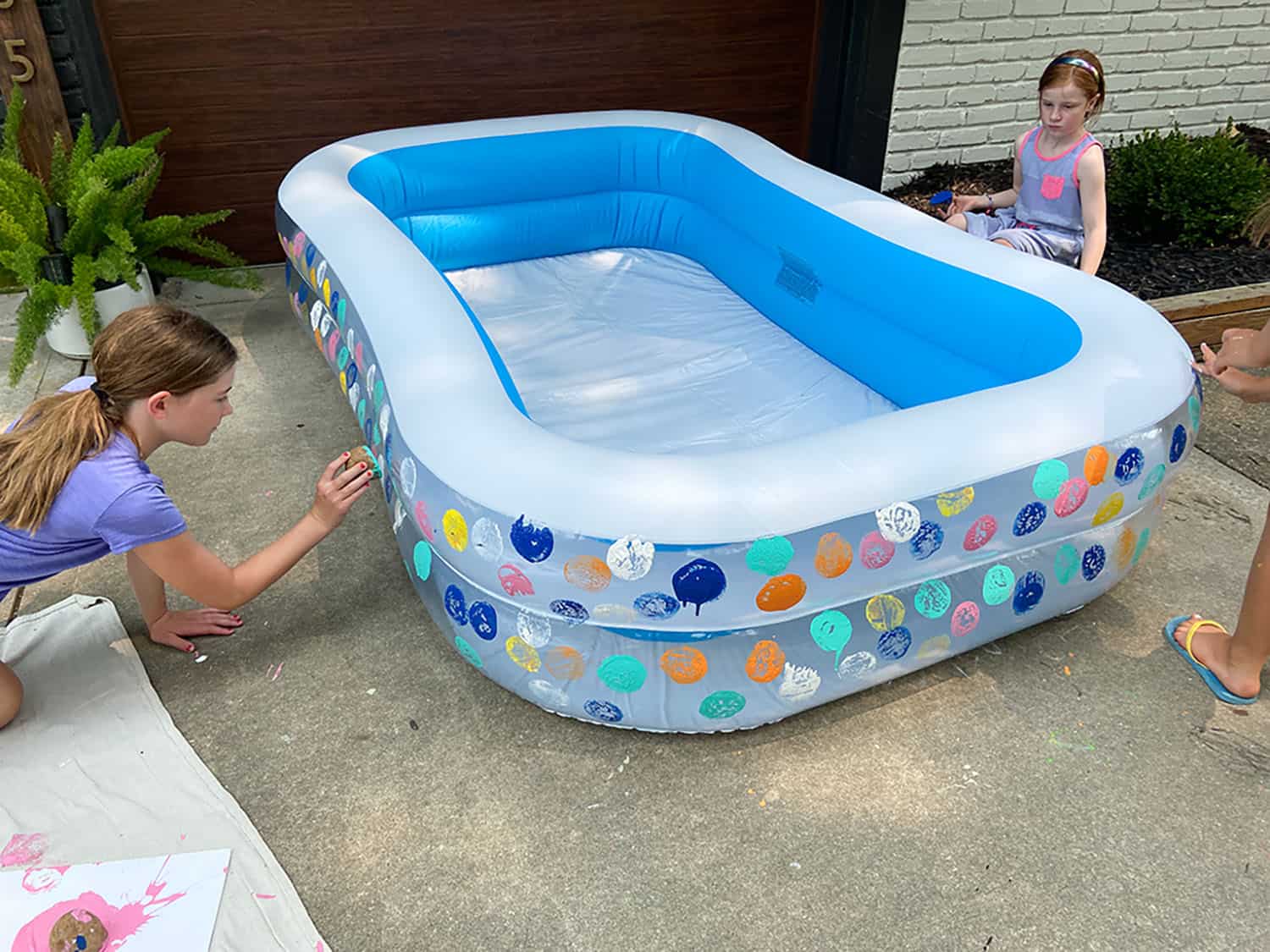 A kiddie pool up cycle to a fun and comfy off-season movie lounge