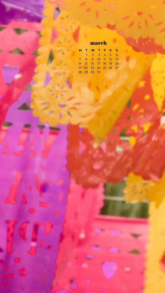 March 2022 wallpapers – 55 FREE calendars for your desktop & phone!