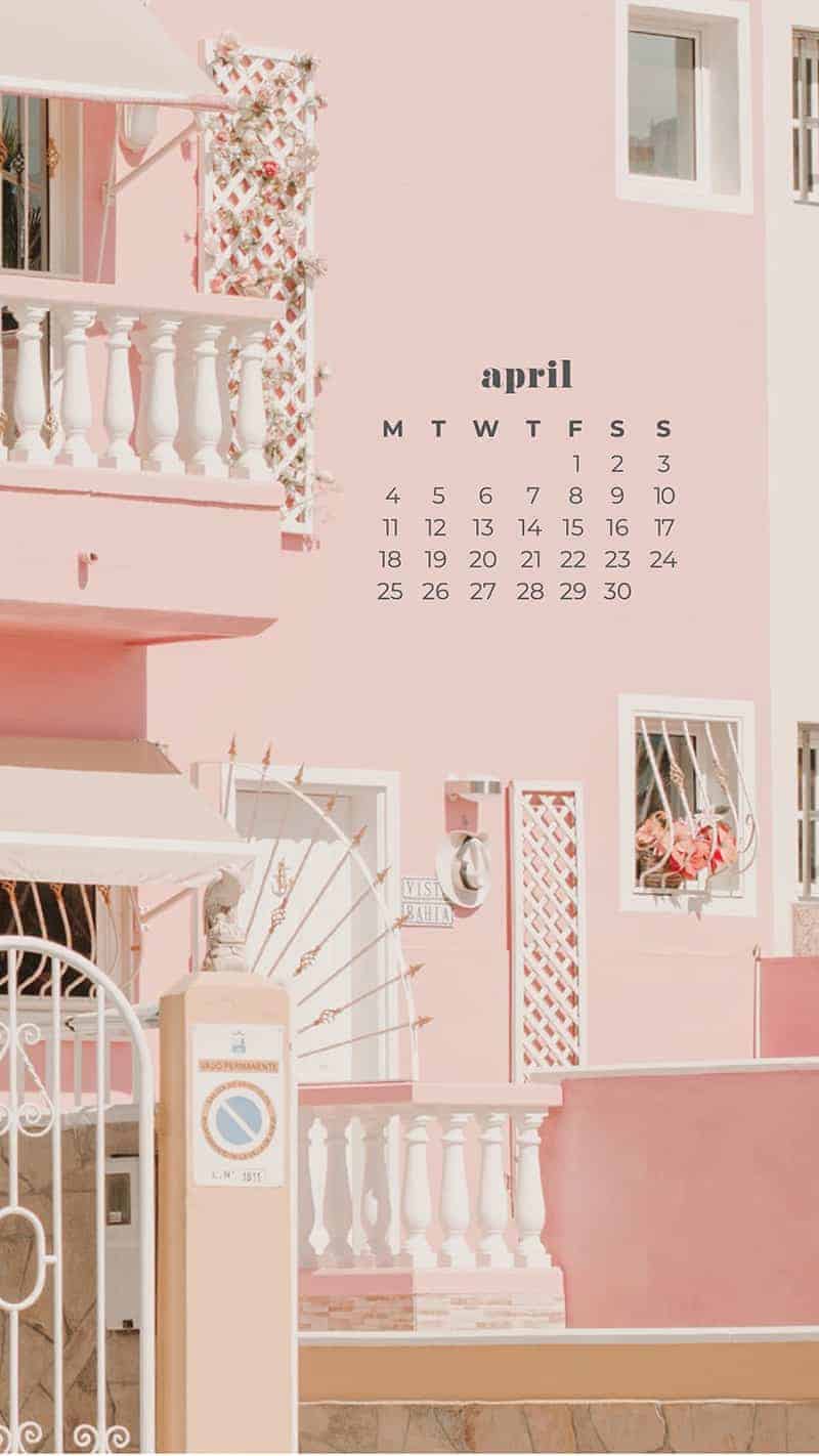 April 2022 wallpapers – 55 FREE calendars for your desktop & phone!