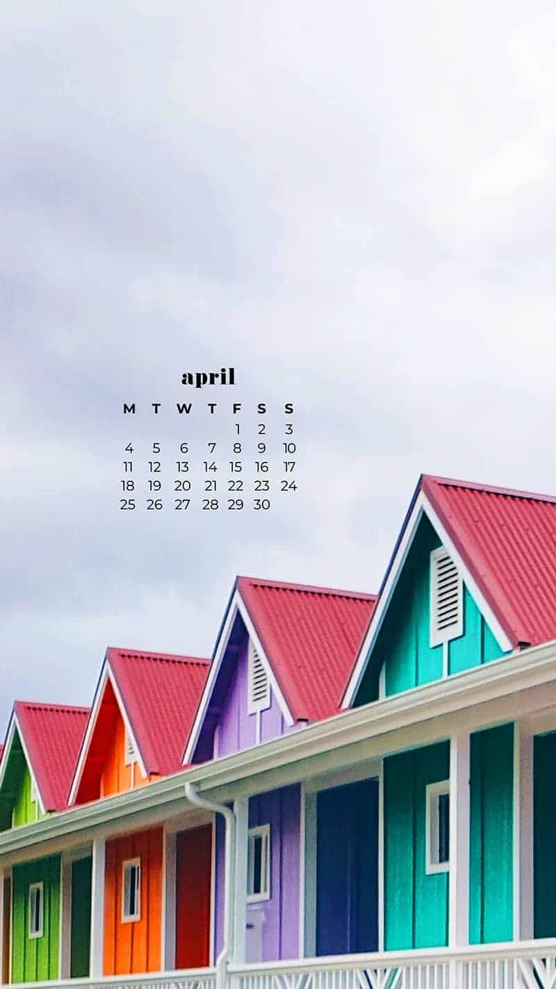 April 2022 wallpapers – 55 FREE calendars for your desktop & phone!