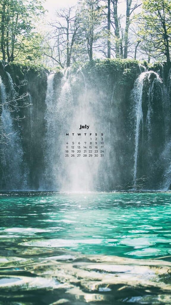 July 2022 wallpapers – 55 FREE & beautiful desktop & phone calendars!