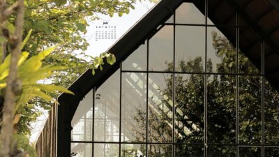 July 2022 wallpapers – 55 FREE & beautiful desktop & phone calendars!