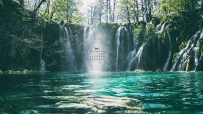 July 2022 wallpapers – 55 FREE & beautiful desktop & phone calendars!