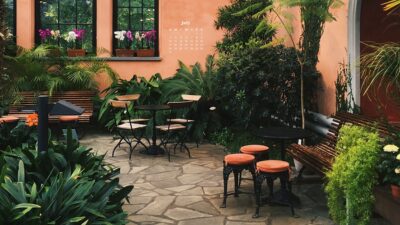 July 2022 wallpapers – 55 FREE & beautiful desktop & phone calendars!