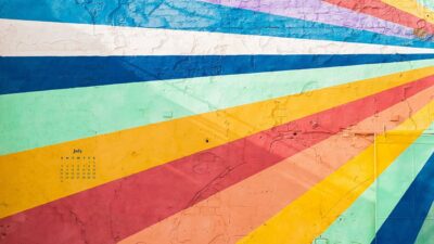 July 2022 wallpapers – 55 FREE & beautiful desktop & phone calendars!