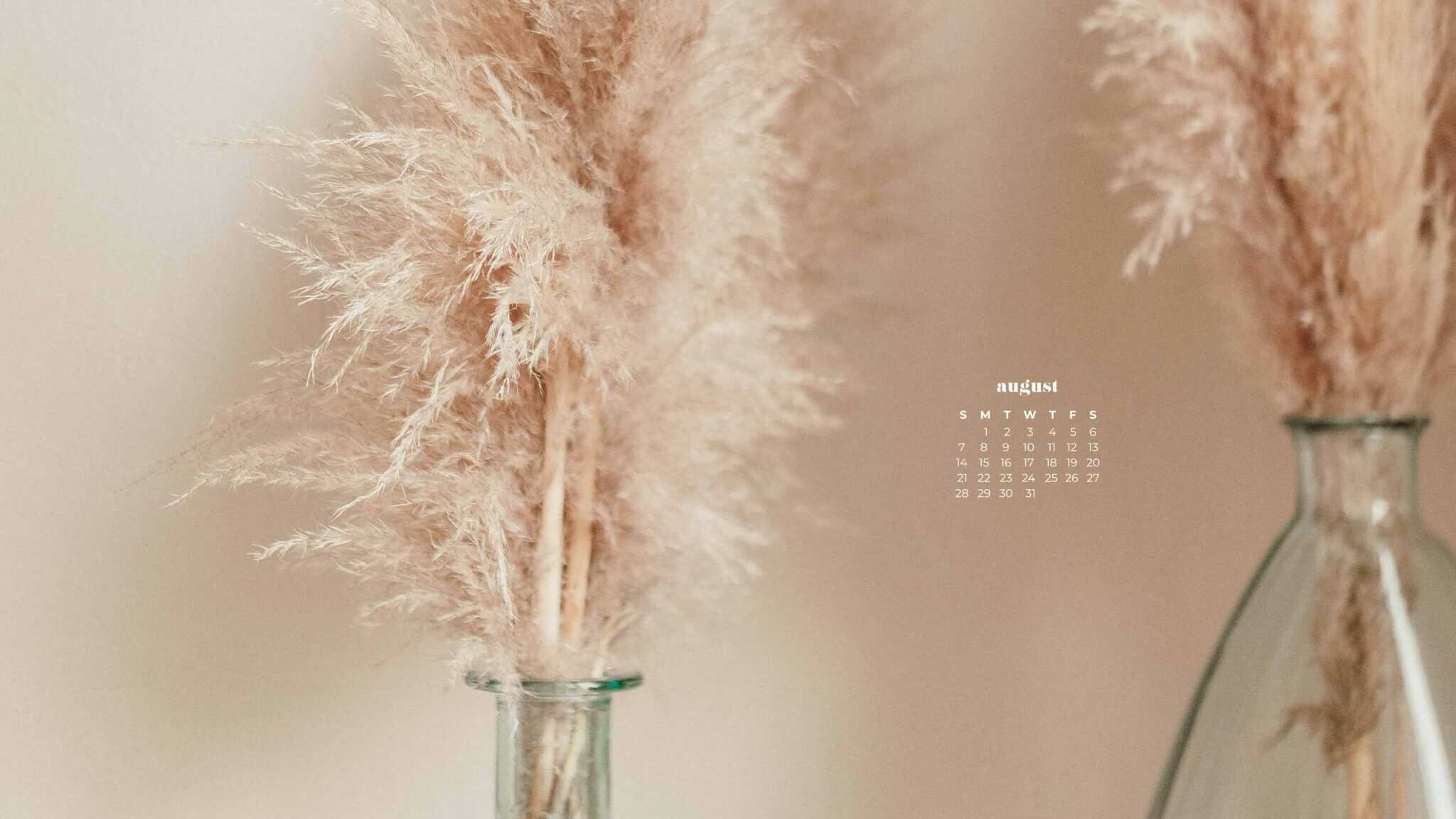 August 2022 wallpapers – 55 FREE desktop & phone calendars!