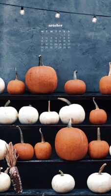 October 2022 wallpapers – 60 FREE desktop & phone calendars