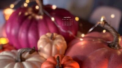 September 2022 wallpapers – 55 FREE desktop & phone calendars