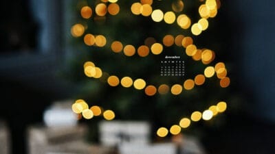 December 2022 wallpapers – 90 FREEBIES for desktop & phones!