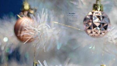 December 2022 wallpapers – 90 FREEBIES for desktop & phones!