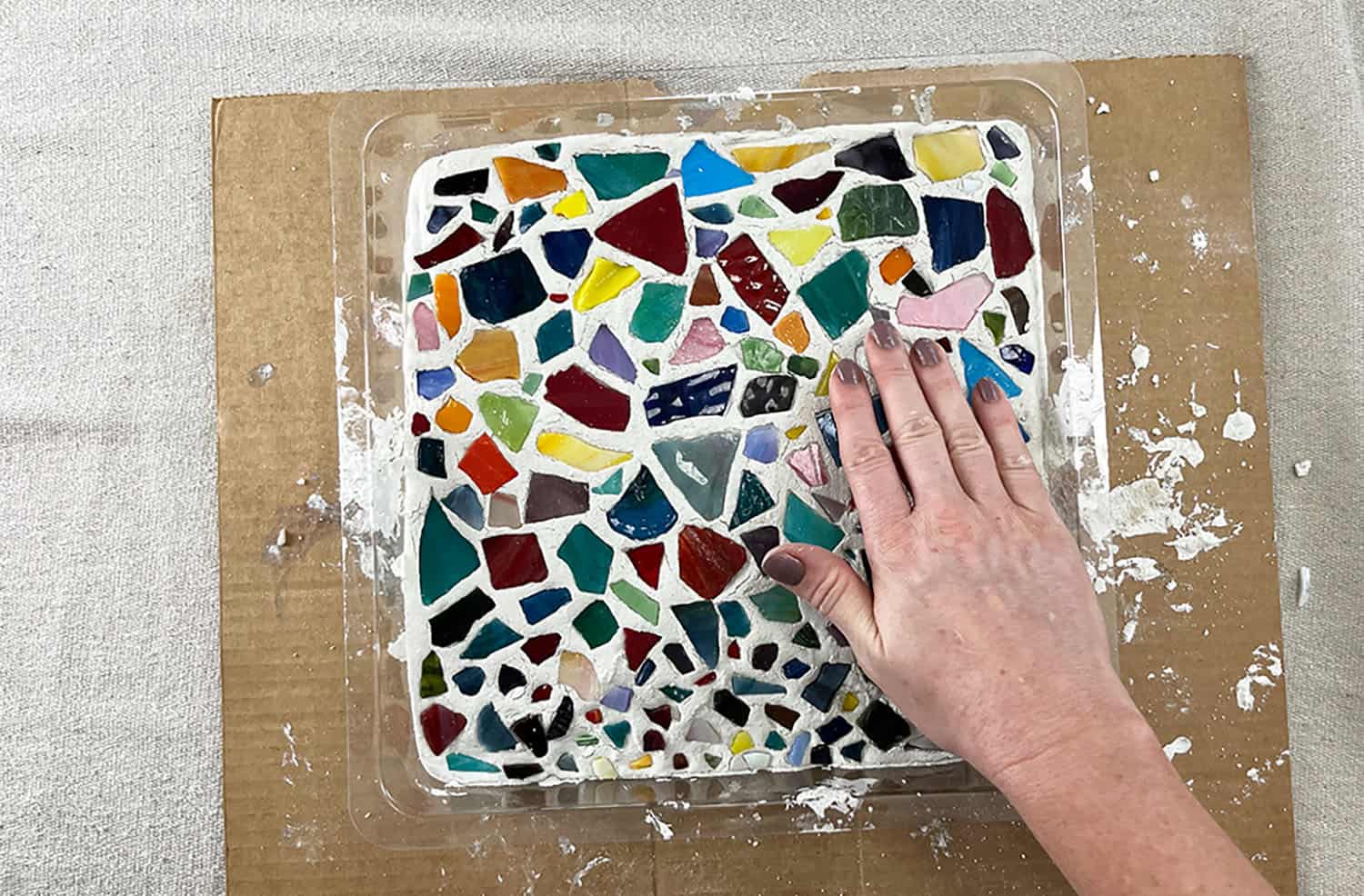 DIY mosaic stepping stone for a gnome garden!