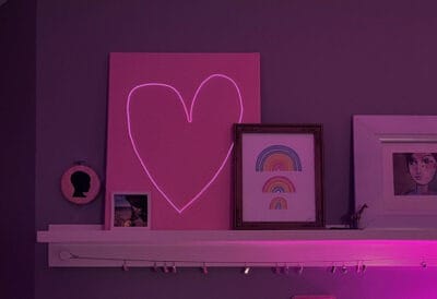 DIY neon sign? YES!! It's so fun, easy, & affordable to make!