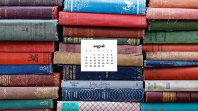 August 2023 wallpapers – 40 FREEBIES for desktop & phones!