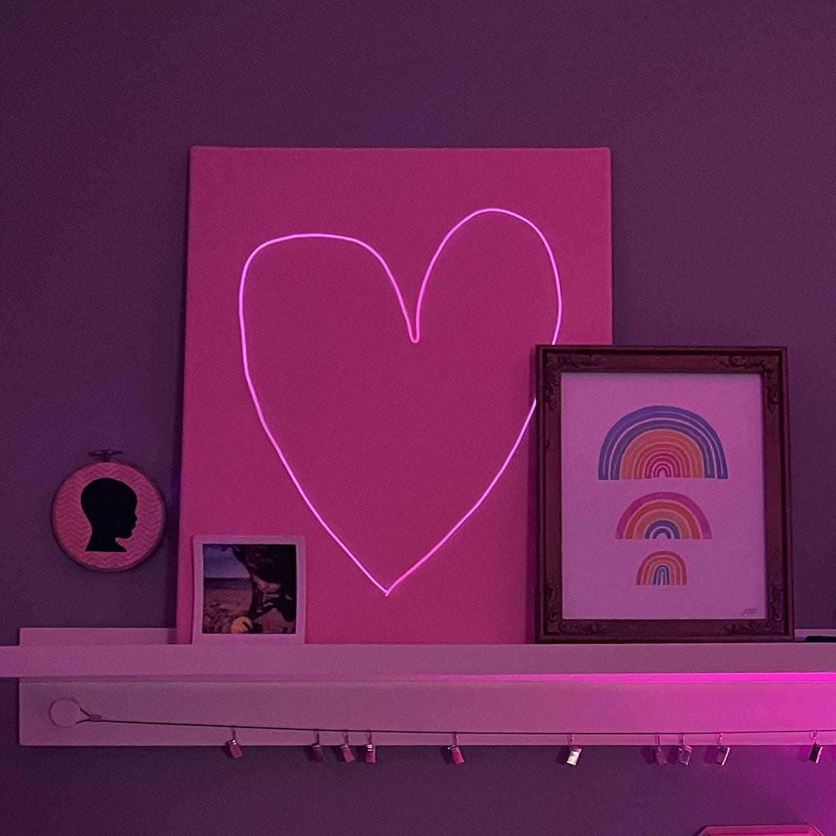 DIY neon sign? YES!! It's so fun, easy, & affordable to make!