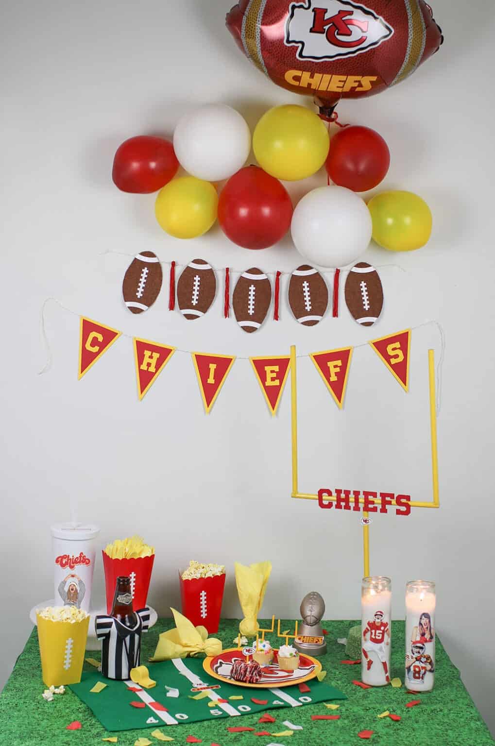 Super Bowl decorations - DIY ideas - Let's go Kansas City Chiefs!