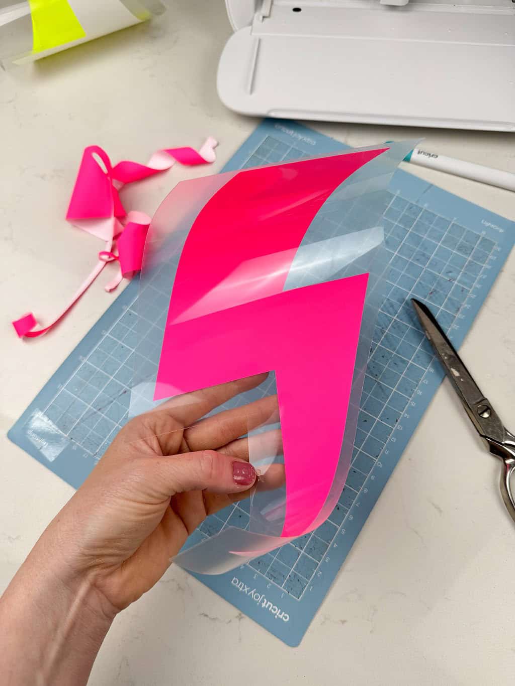 DIY neon pillows are so easy to make and saved so much money!